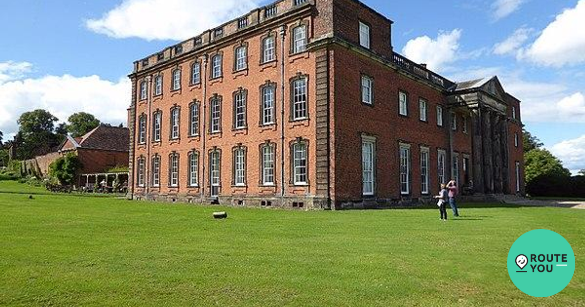 Chillington Hall - Manor house | RouteYou