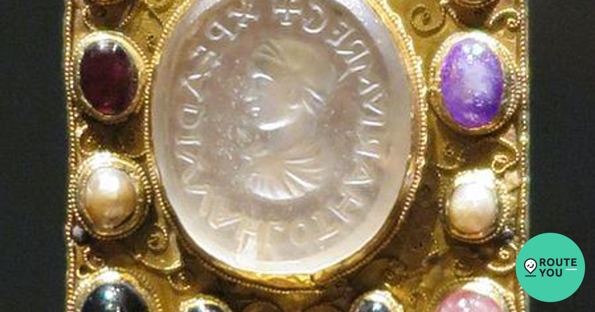 Cross of Lothair - Cross | RouteYou