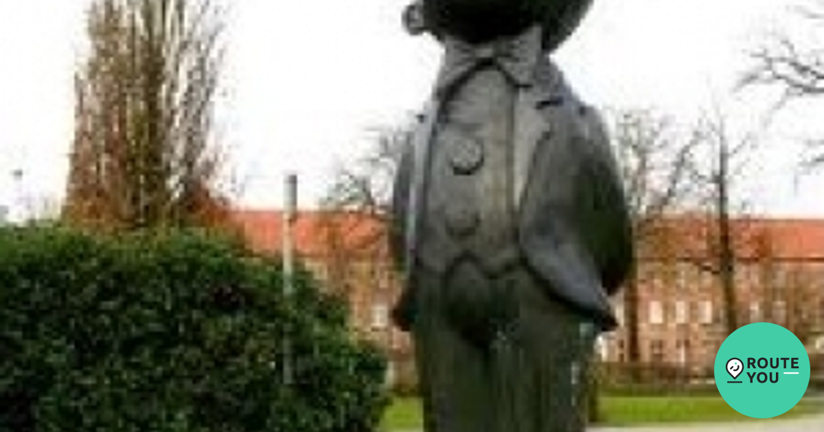 Bronzen Adhemar - Monument | RouteYou