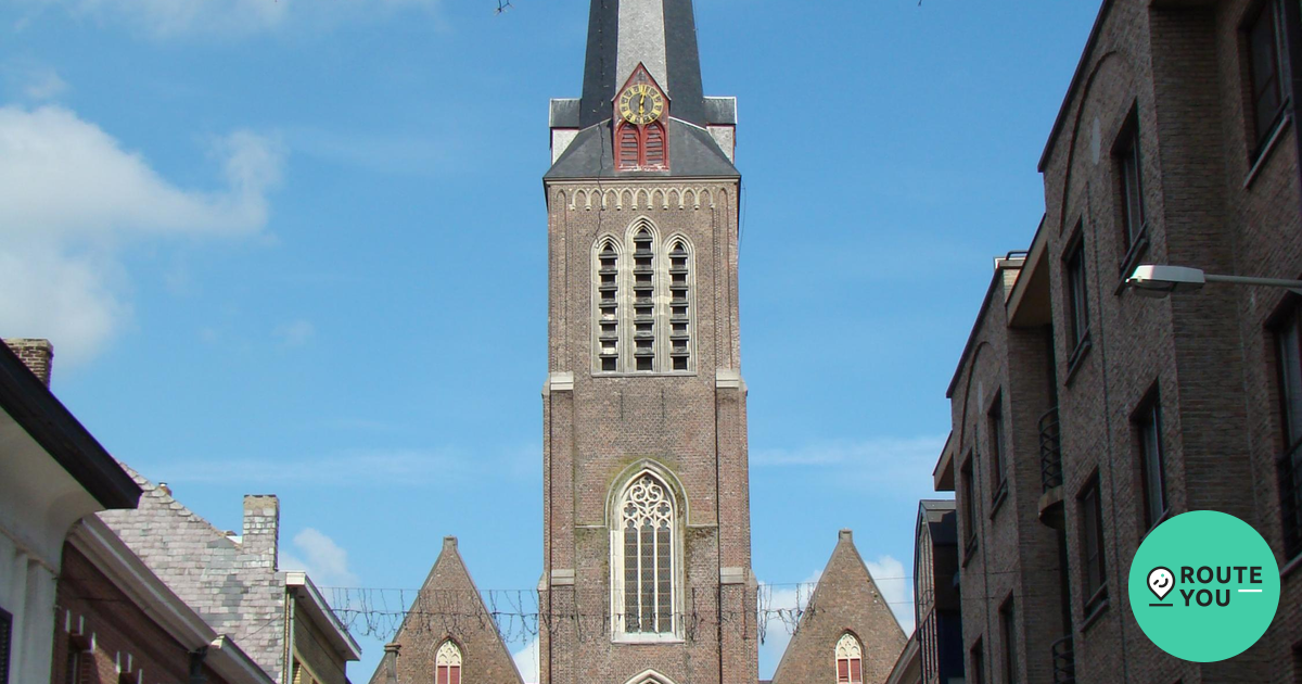 Decanale kerk Sint-Tillo - Kerk | RouteYou