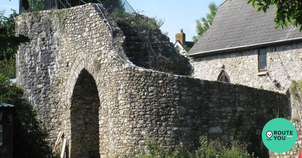 Hemyock Castle - Castle | RouteYou