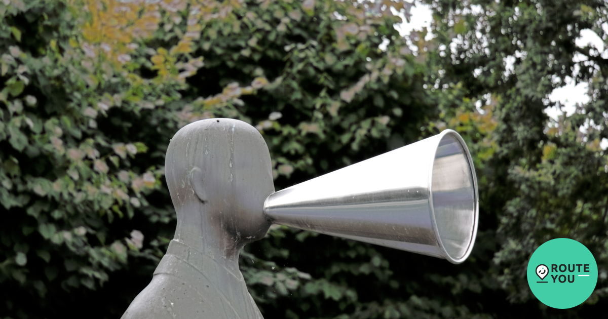 Man met toeter - Standbeeld | RouteYou