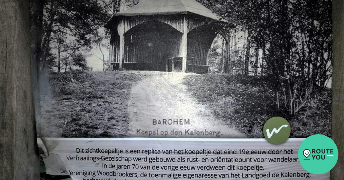Informatie borden 'Bergkapel en koepel' op de Kale Berg bij Barchem ...