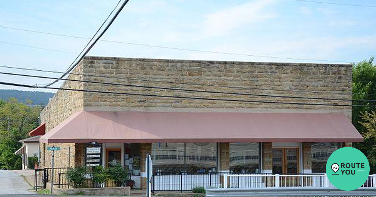 Noah Bryan Store - Building | RouteYou