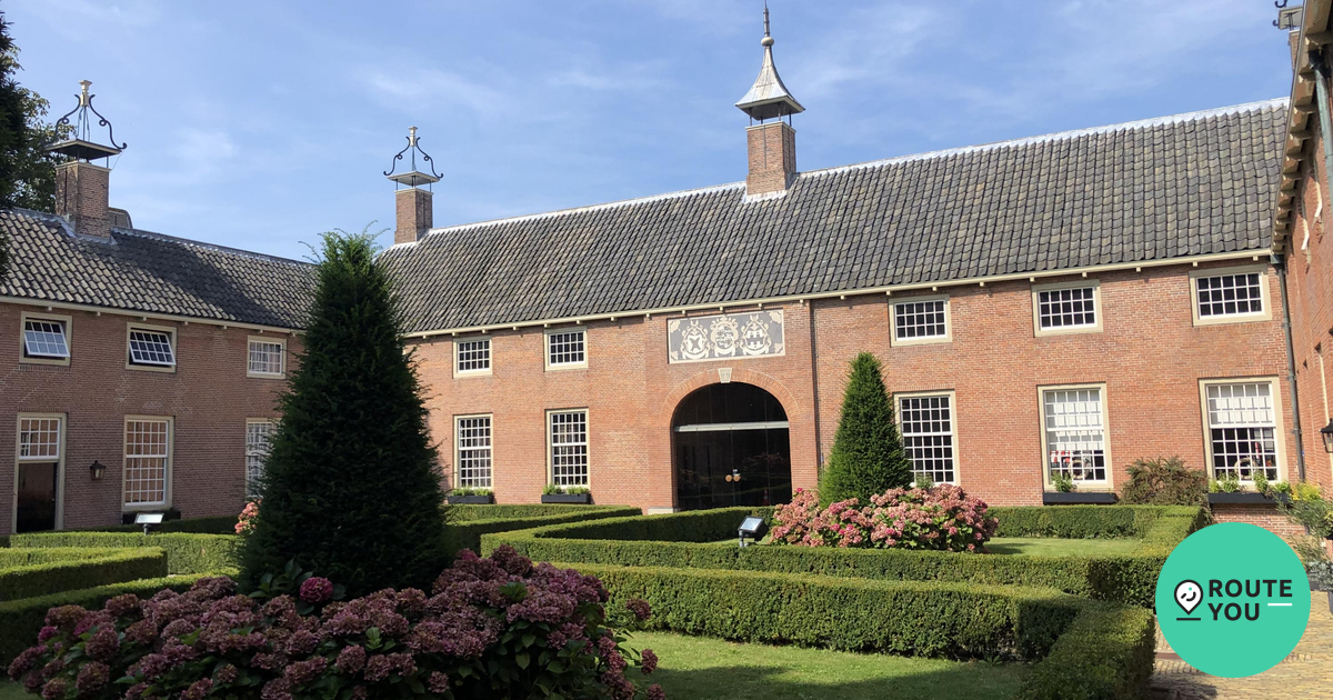 Hofje van Mevrouw Van Aerden - Gebouw | RouteYou