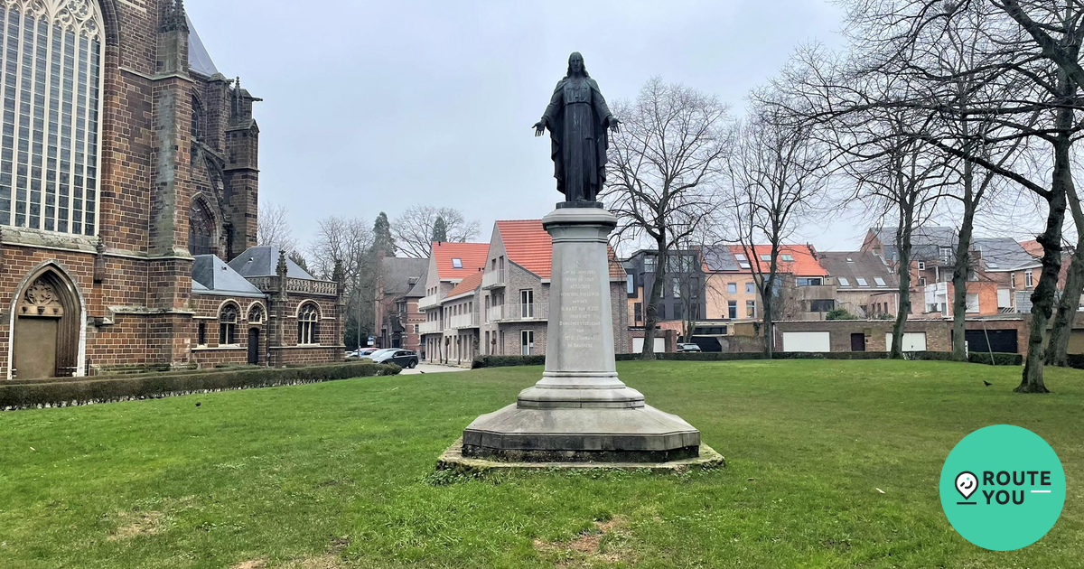 BEELD JEZUS AARSCHOT - Standbeeld | RouteYou