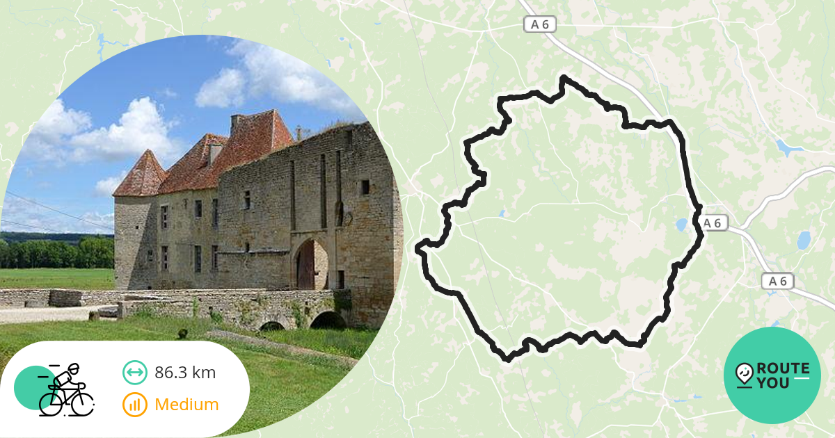 Rouler à vélo le long de routes revêtues - Parcours de vélo de route ...